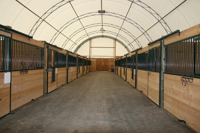 Riding Arenas & Stables - Vertical Building Solutions